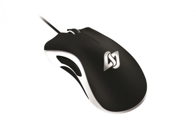 Razer Partners with Counter Logic Gaming for Custom Razer Deathadder Mouse