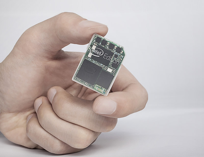 Krzanich Debuts Intel Edison - Intel Quark Computer Inside An SD Card ...