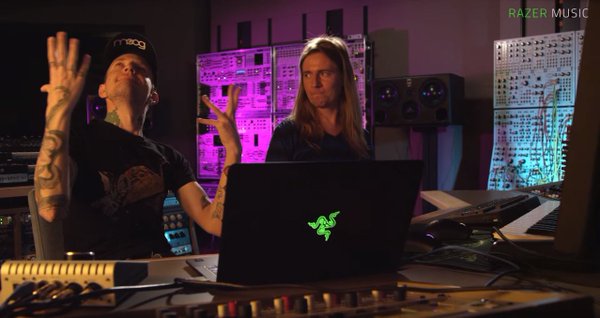 deadmau5 Becomes Razer Music Endorser - Tour His New Studio! - Legit ...