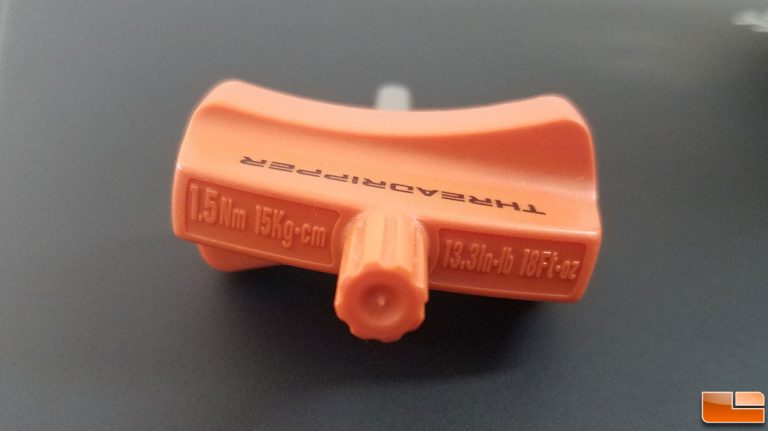 AMD Ryzen Threadripper Unboxing and Installation - Legit Reviews